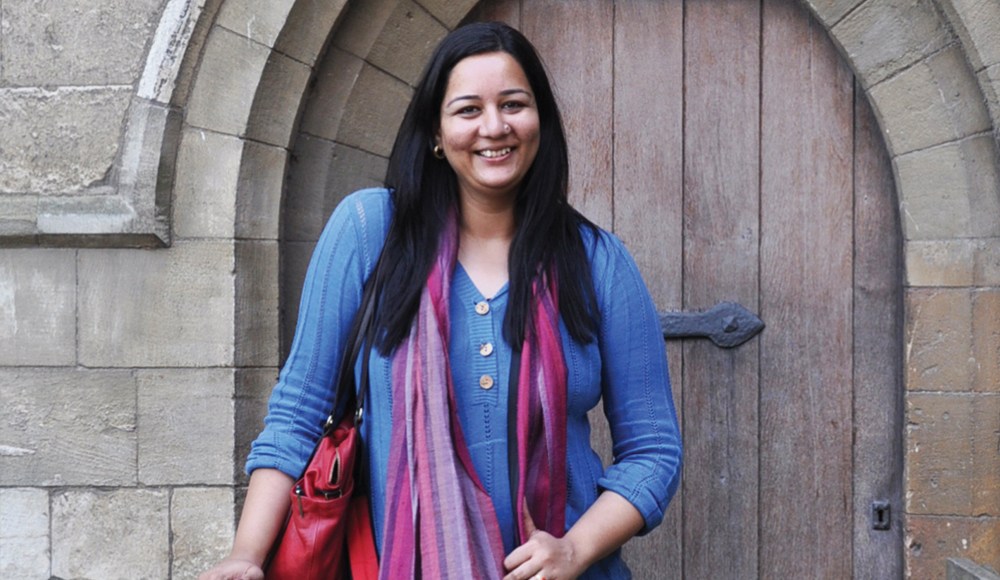 She Quit Showbiz to Live in an Old Fort for a Curious Reason – eShe