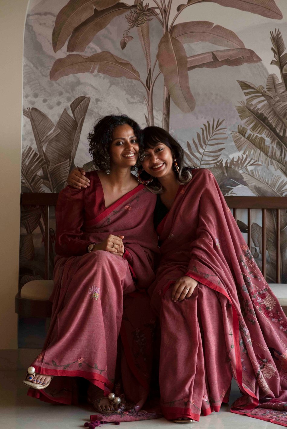 Two sisters, a passion for Indian weaves, and a social-media success ...