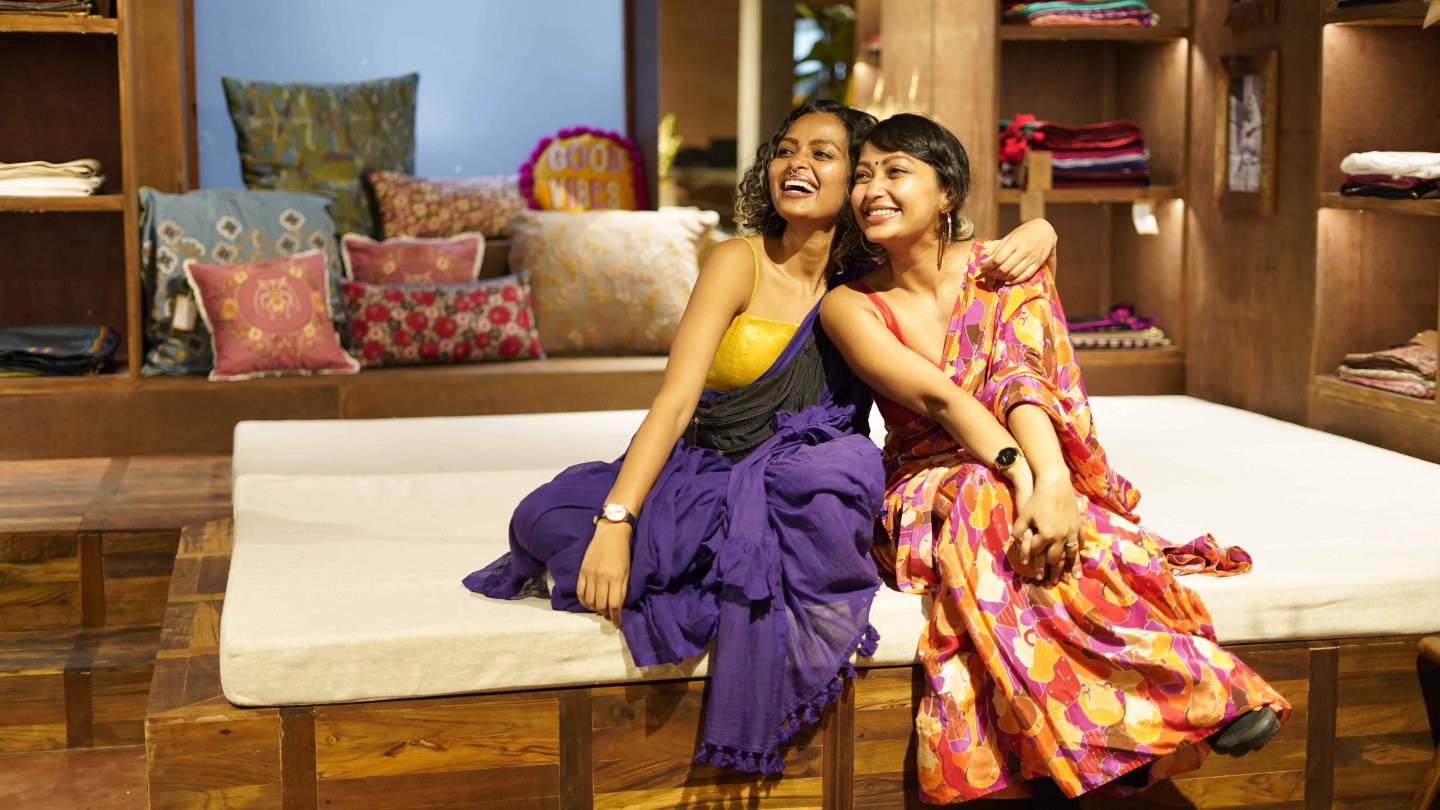 Two sisters, a passion for Indian weaves, and a social-media success ...