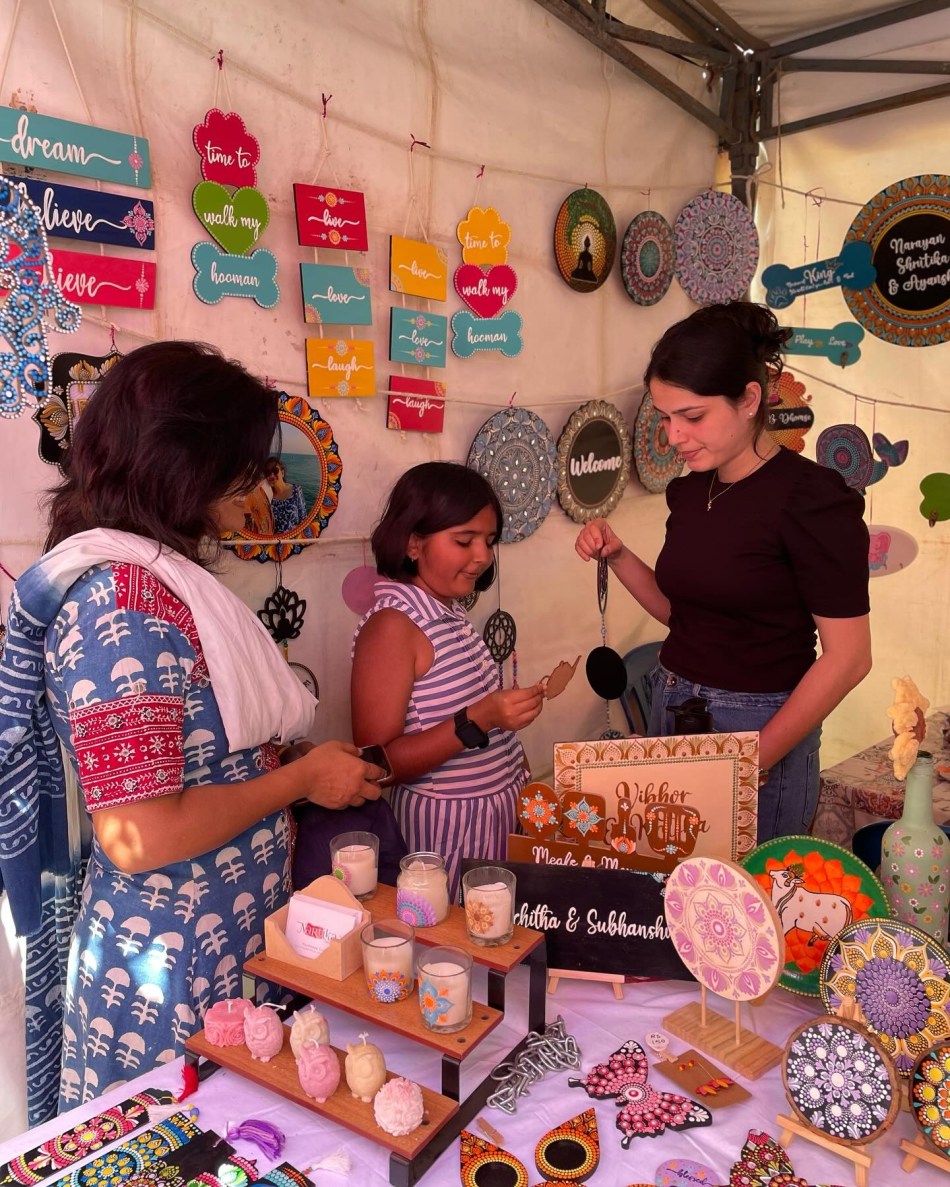 Craft exhibitions across India that support artisans and the ...